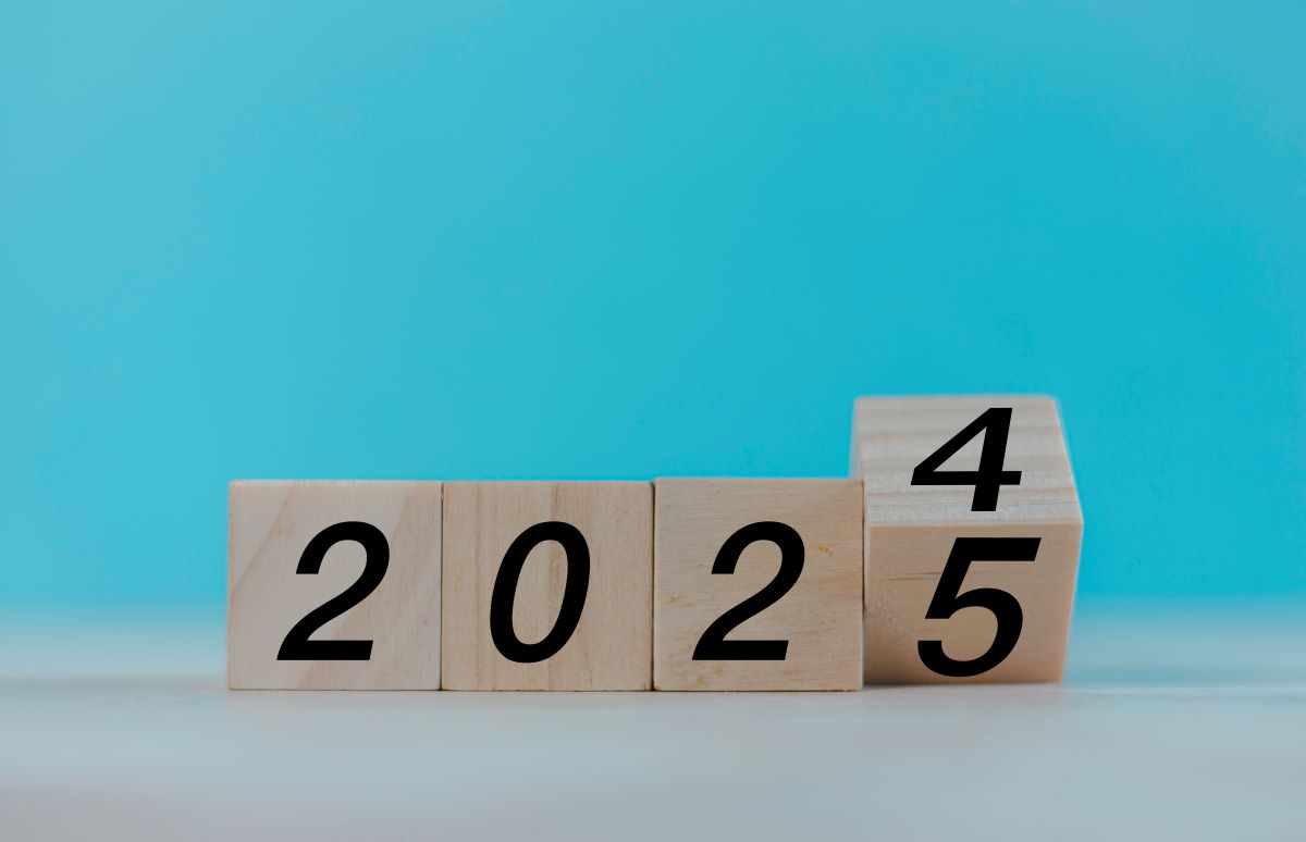 Wymiar czasu pracy w 2025 roku. Więcej dni wolnych dla pracowników [Tabela] - PIT.pl