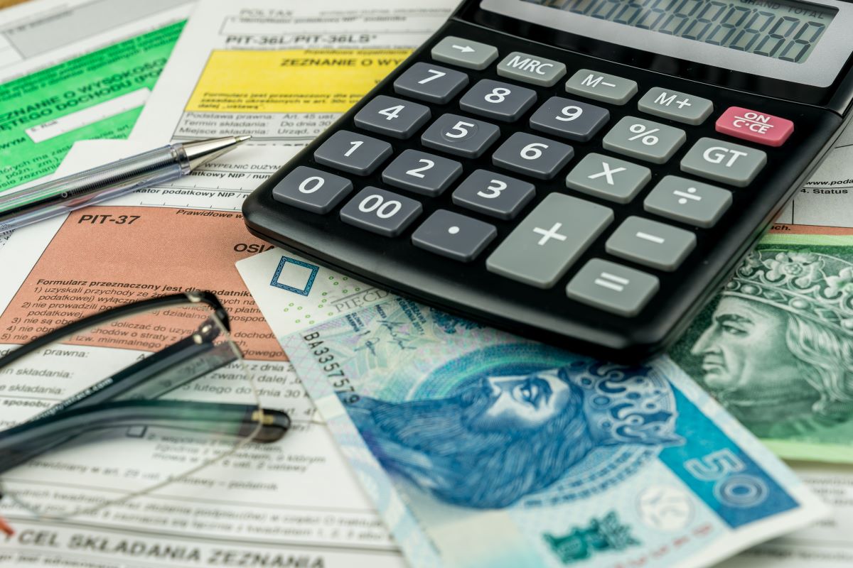 Rozliczenie PIT 2025 obywatela Ukrainy. Poradnik Ministerstwa Finansów ... Rozliczenie PIT 2025 obywatela Ukrainy. Poradnik Ministerstwa Finansów ...